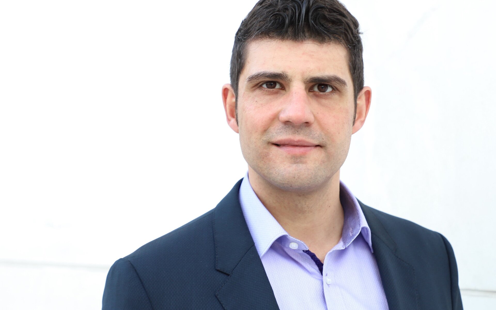 Dekan Prof. Dr. Sebastian Azer im Gespräch